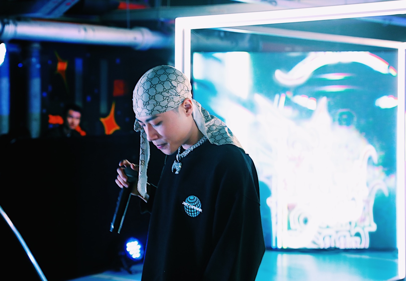 專訪《中國新說唱》ICE：當 Rapper 門檻很低，寫幾個押韻、掛條金鍊就是了 - HEAVEN RAVEN - HEAVEN RAVEN