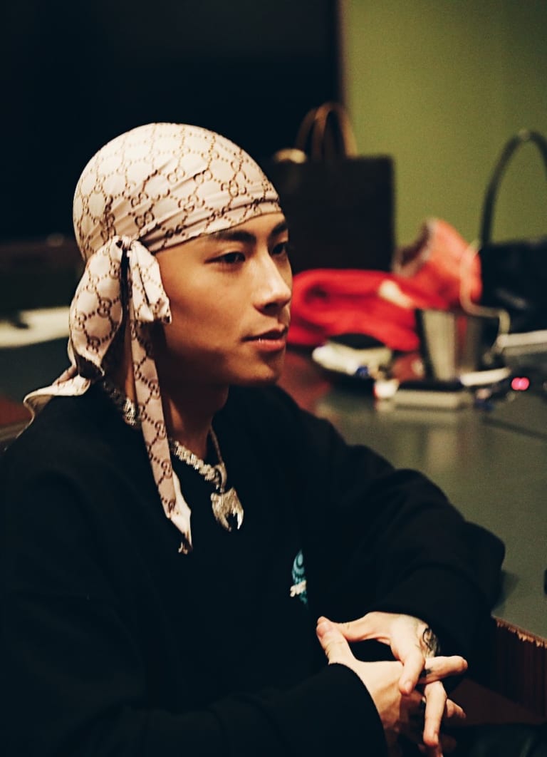 專訪《中國新說唱》ICE：當 Rapper 門檻很低，寫幾個押韻、掛條金鍊就是了 - HEAVEN RAVEN - HEAVEN RAVEN