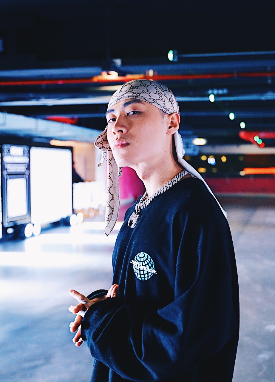 專訪《中國新說唱》ICE：當 Rapper 門檻很低，寫幾個押韻、掛條金鍊就是了 - HEAVEN RAVEN - HEAVEN RAVEN